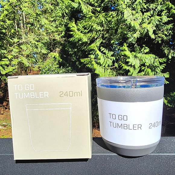 KINTO | Accessories | Nib Kinto To Go Tumbler 24ml 8oz With Plug Color Silver | Poshmark